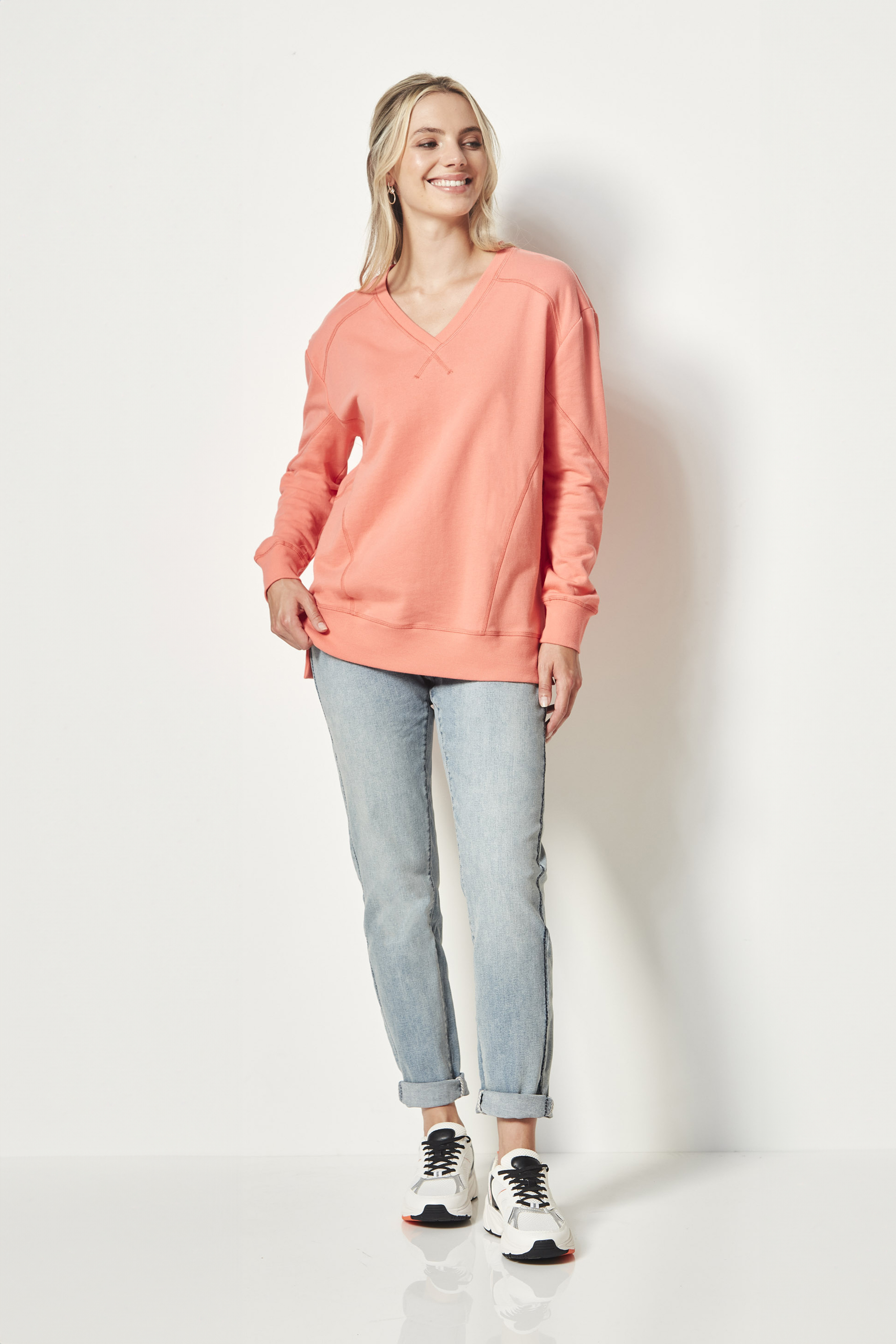 Verge - TRIVIA SWEATSHIRT - Hartleys Fashion