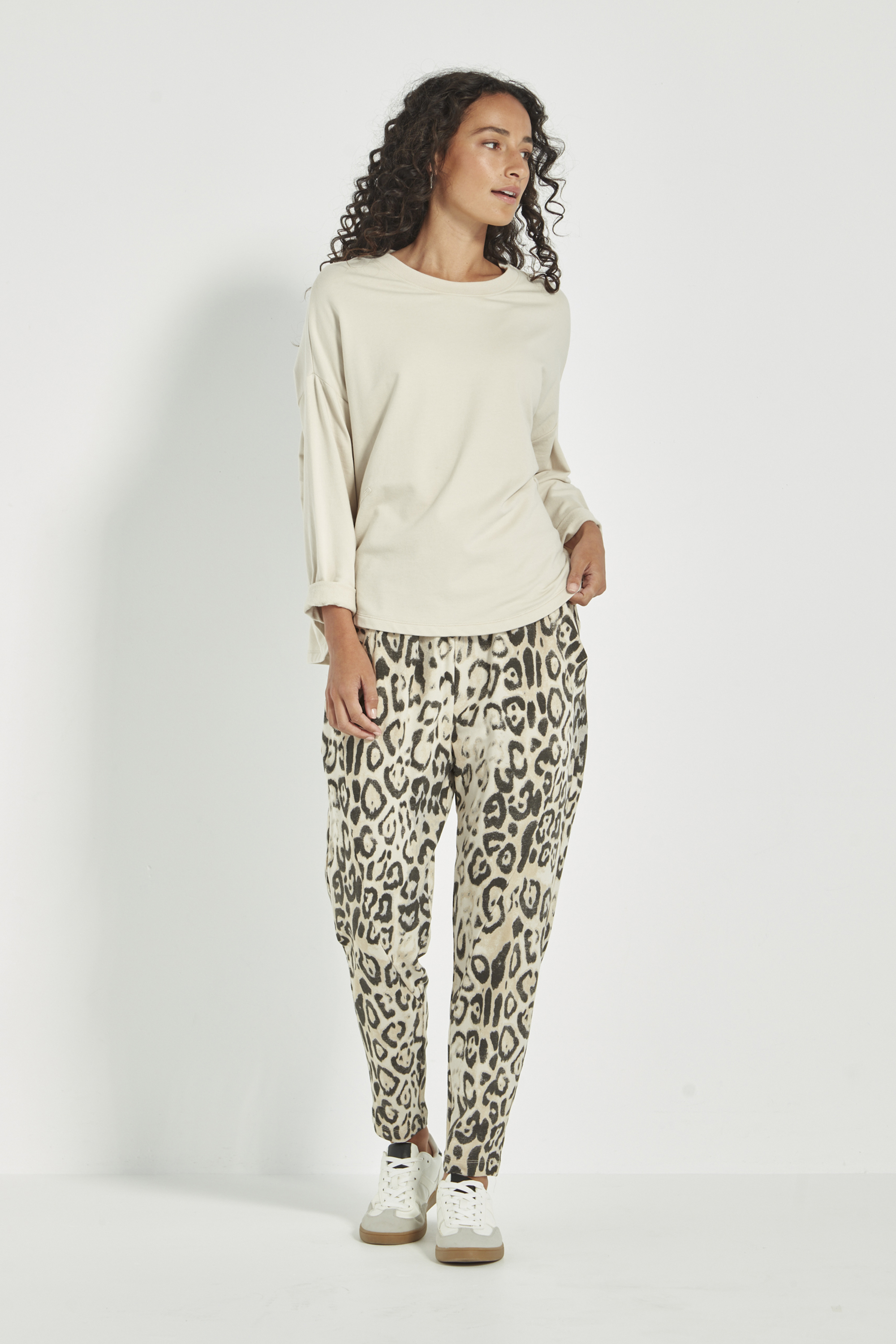 Verge - DOWNTOWN SWEATER - Hartleys Fashion