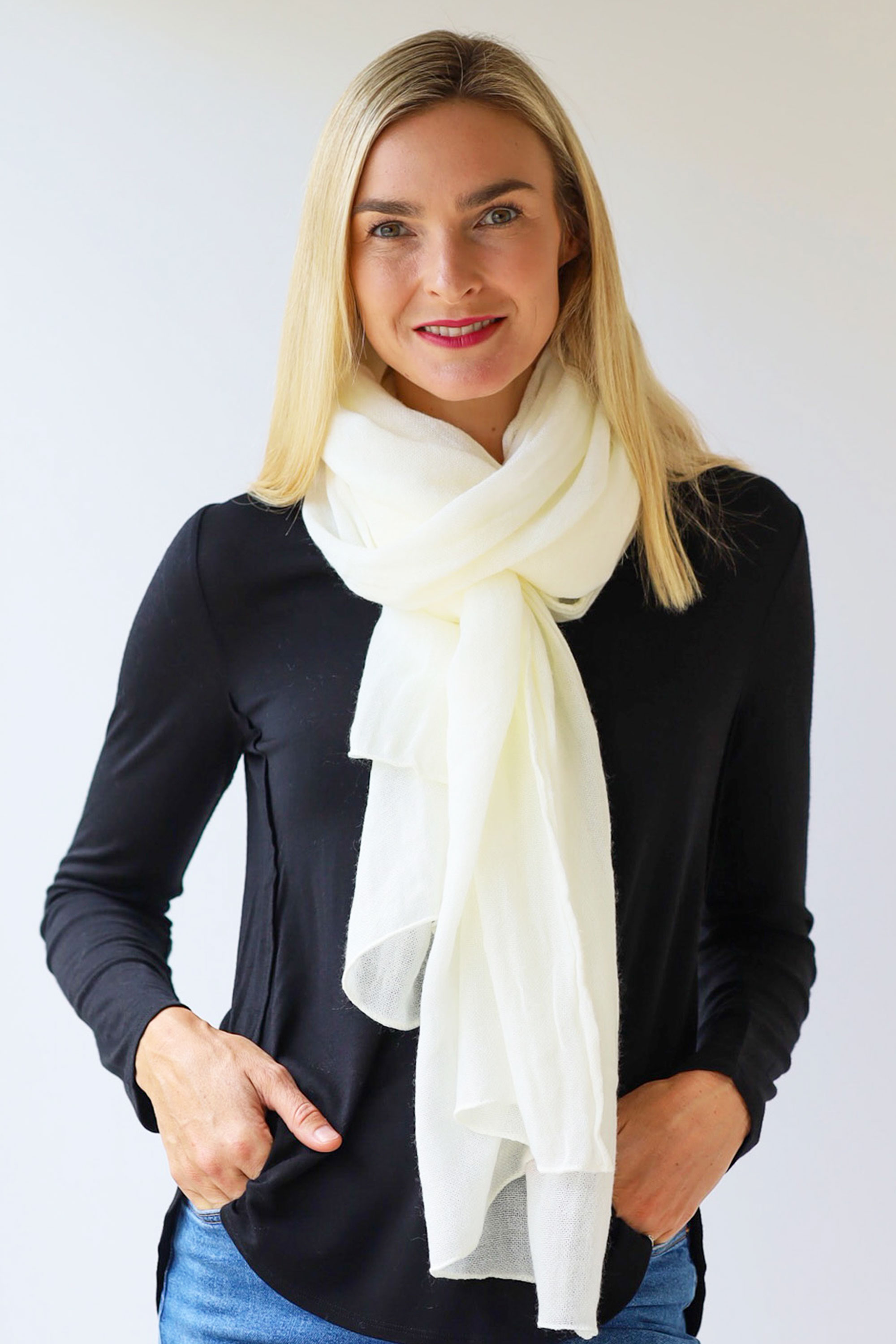 Archer House - PLAIN SOFT SCARF - Hartleys Fashion